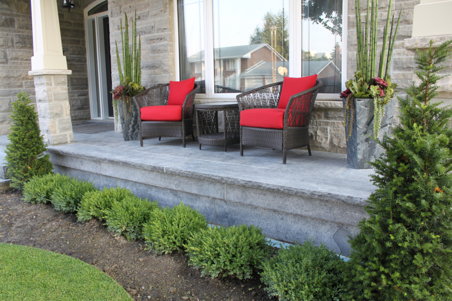 Risers - Oakville Stone